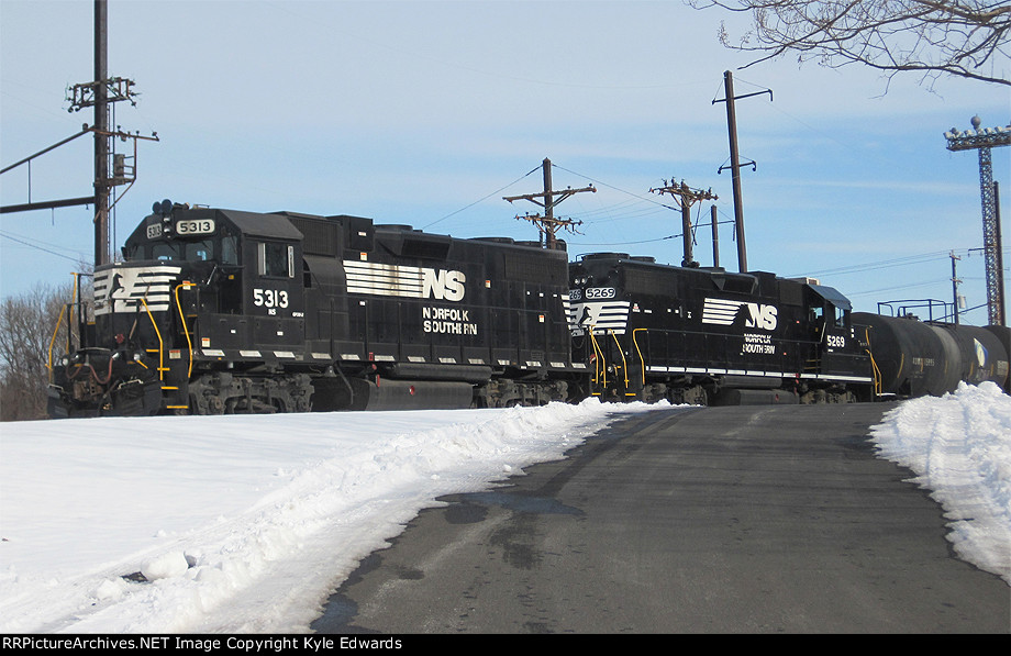 NS GP38-2 #5313